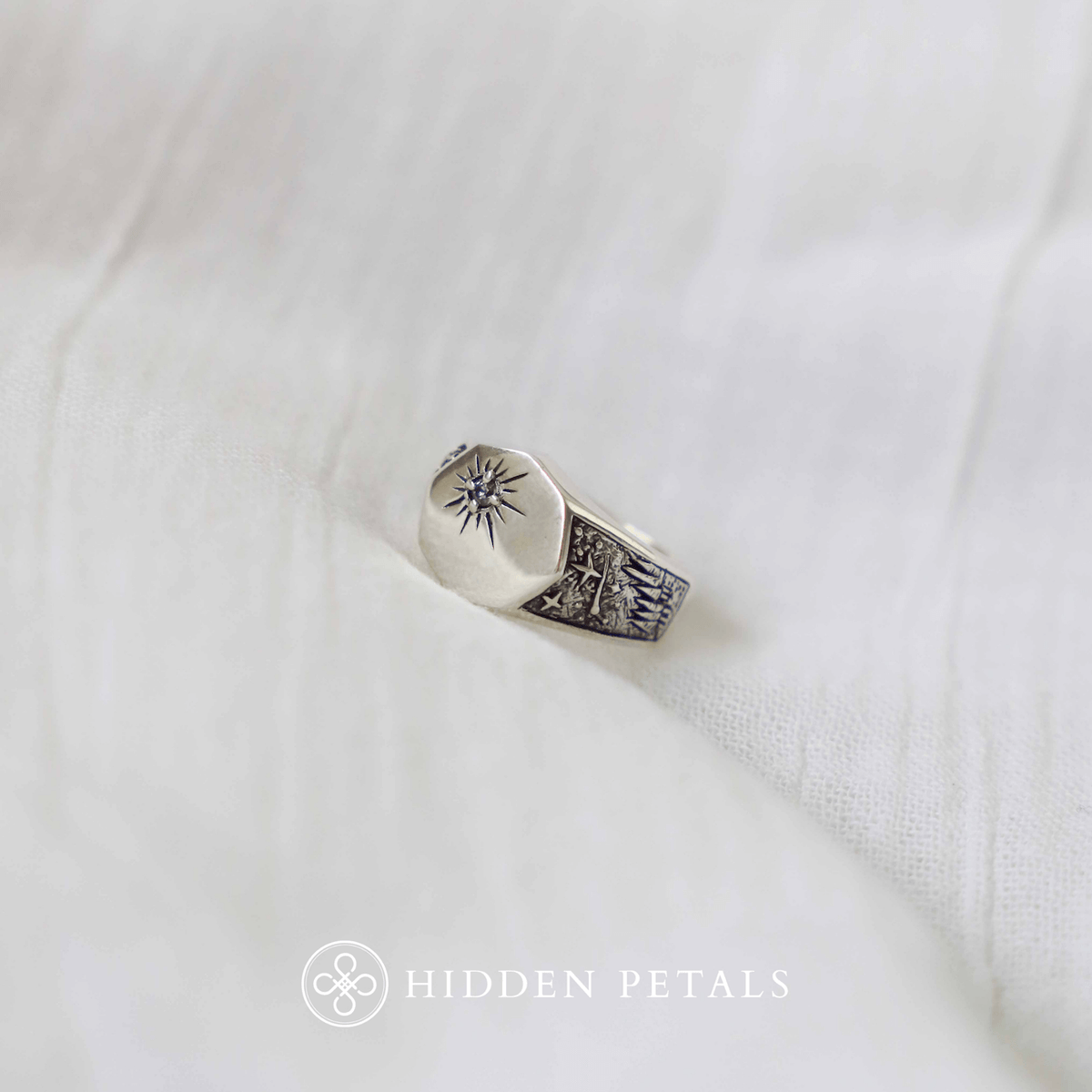 Sirius Signet Ring – Hidden Petals